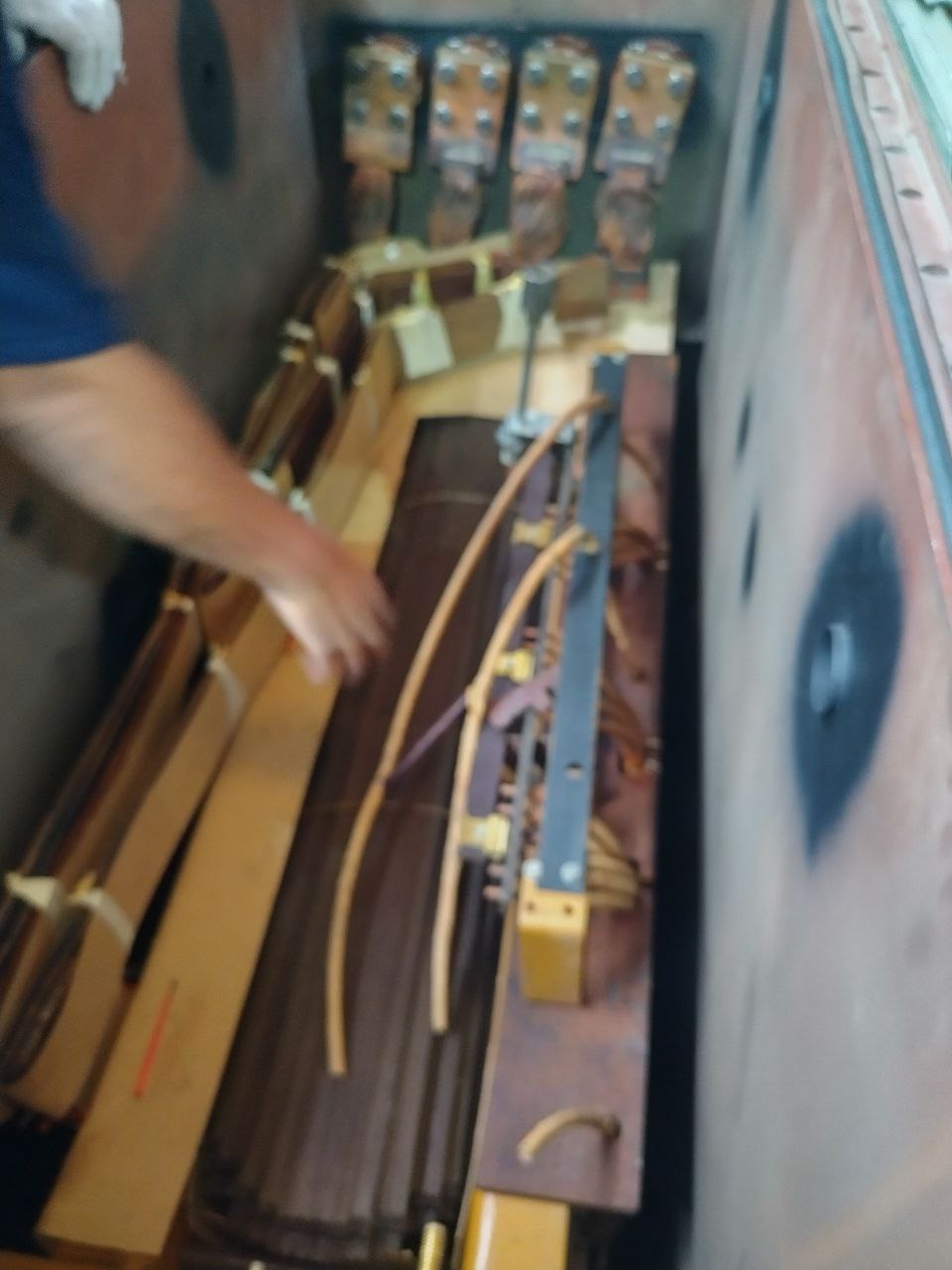 Transelca - Transformadores Eléctricos de distribución