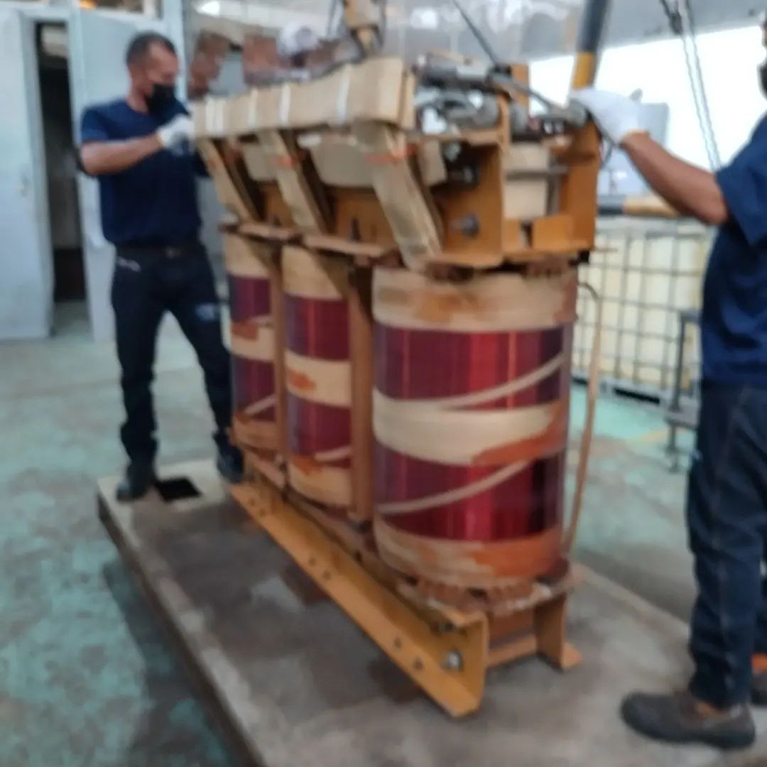 Transelca - Transformadores Eléctricos de distribución